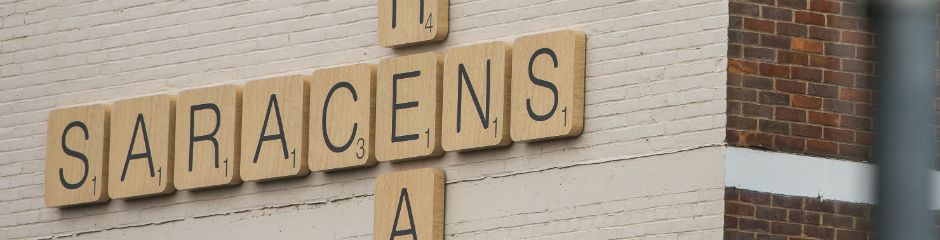 Pub on the River Lea , Ware, The Saracens Head, Pubs